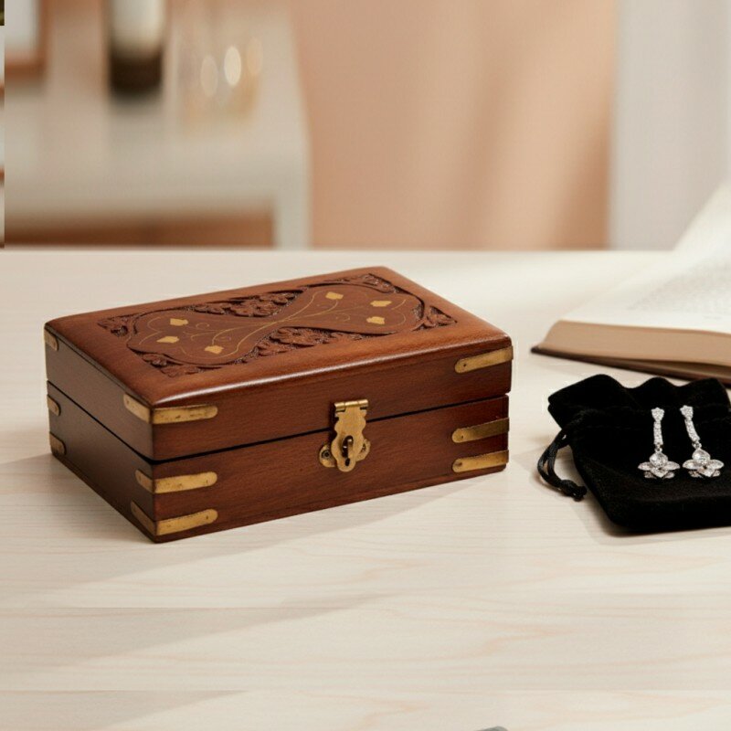 Деревянная резная шкатулка Цветочный дуэт, малая