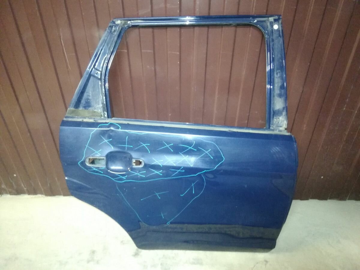 Дверь задняя правая Ford Focus 2 универсал 1702418