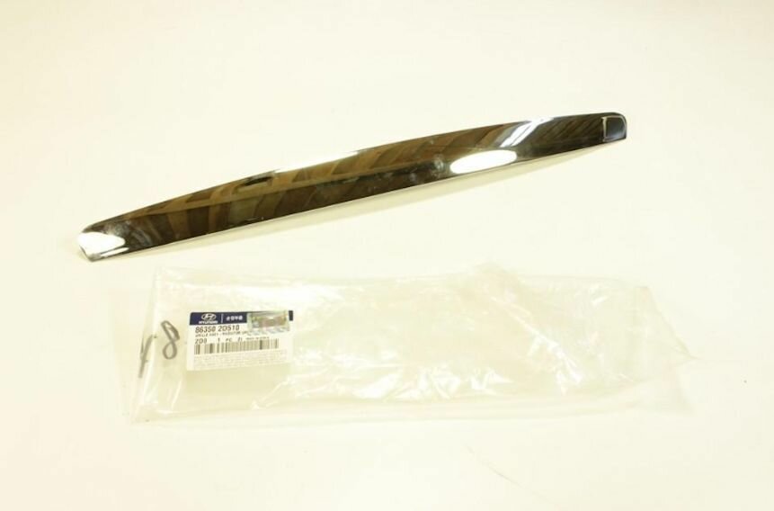 Молдинг решетки радиатора для Hyundai Elantra 2000-2005 / арт. 863502D510 / бренд MOBIS