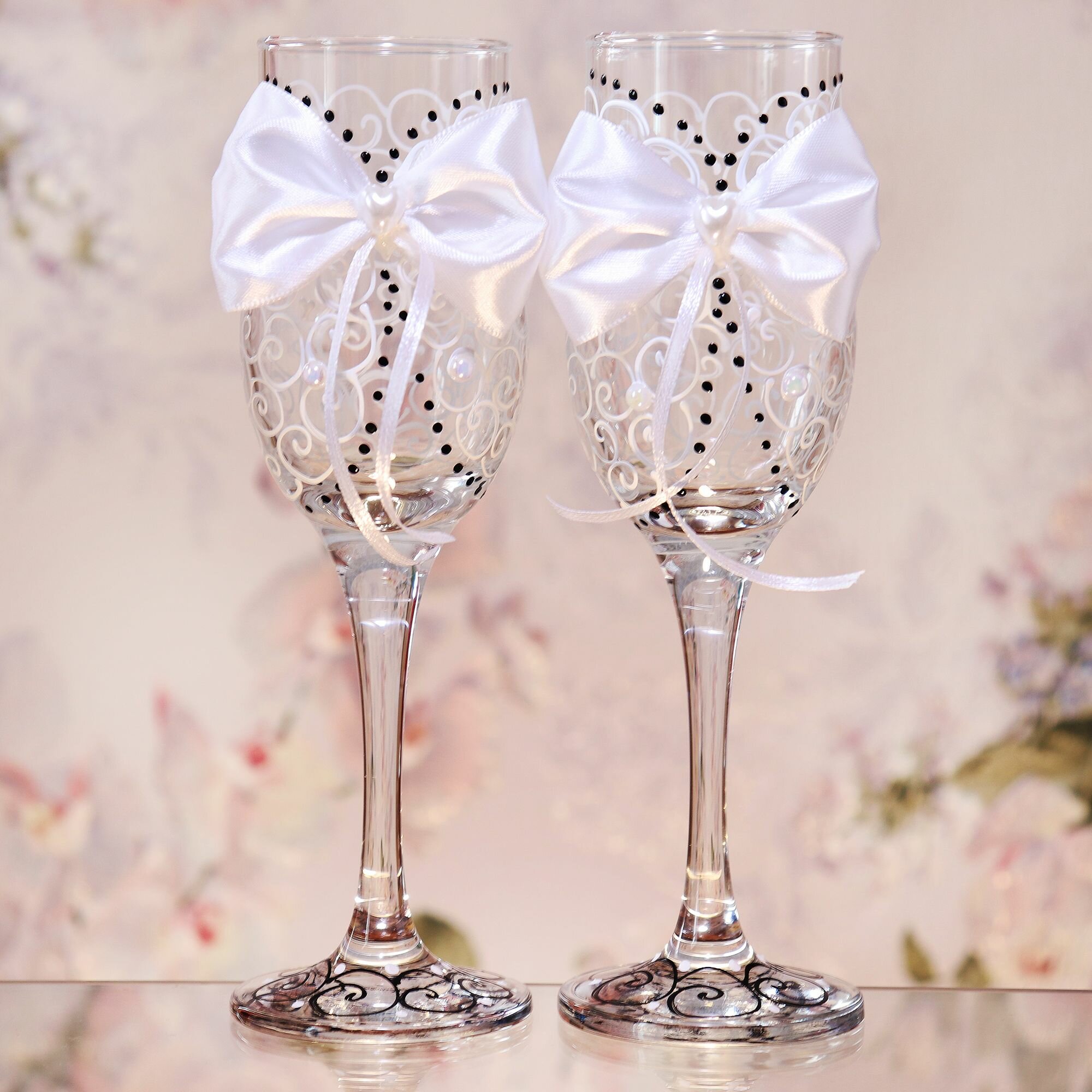 Свадебные бокалы для молодожёнов "Белый Жемчуг", бокалы для шампанского