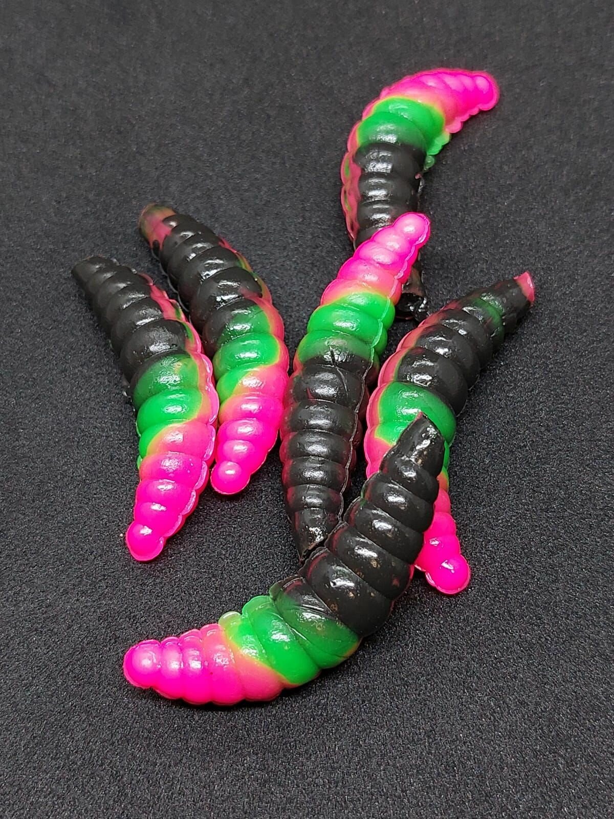 Форелевая приманка Big Maggot. 48 мм. Розовый- зелёный- черный