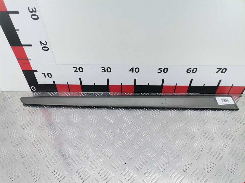 Накладка (молдинг) двери задней правой Renault Laguna 2 7701060402 арт. 1599455