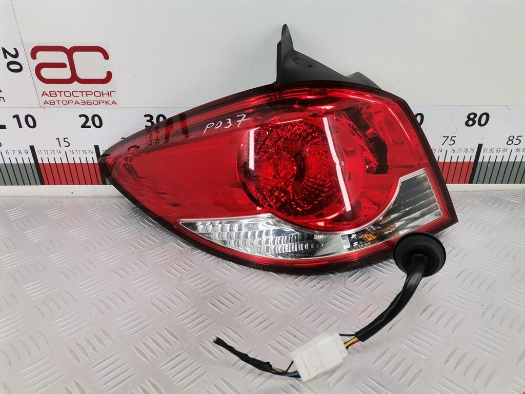 Фонарь задний левый Chevrolet Cruze 2 (J300) 95127056 арт. 1632768