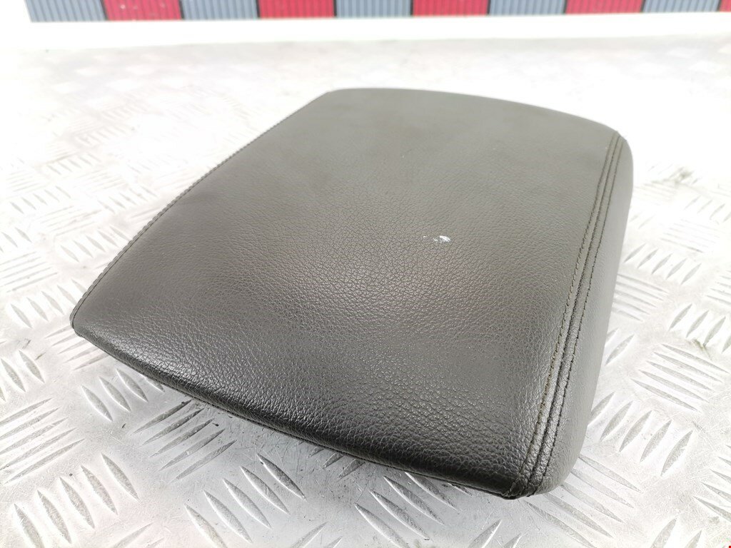 Подлокотник Nissan Pathfinder (R51) VP5NFX045G82 арт. 1718458