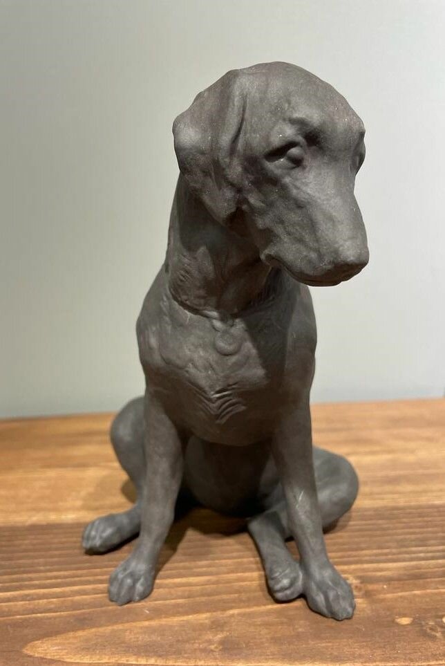 Авторская фарфоровая скульптура, бисквитный фарфор "Лабрадор" черный