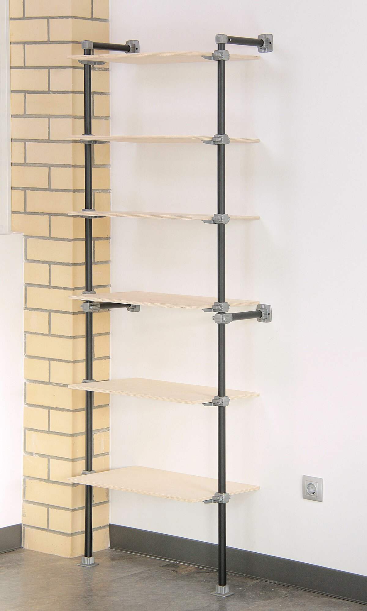 Система хранения стеллаж: 2 стойки+12 полкодержателей (без полок в комплекте)