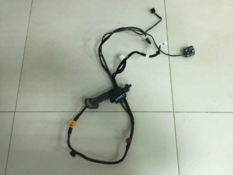 Проводка двери Kia Rio X-Line 2017 кат.номер: 91610H0030