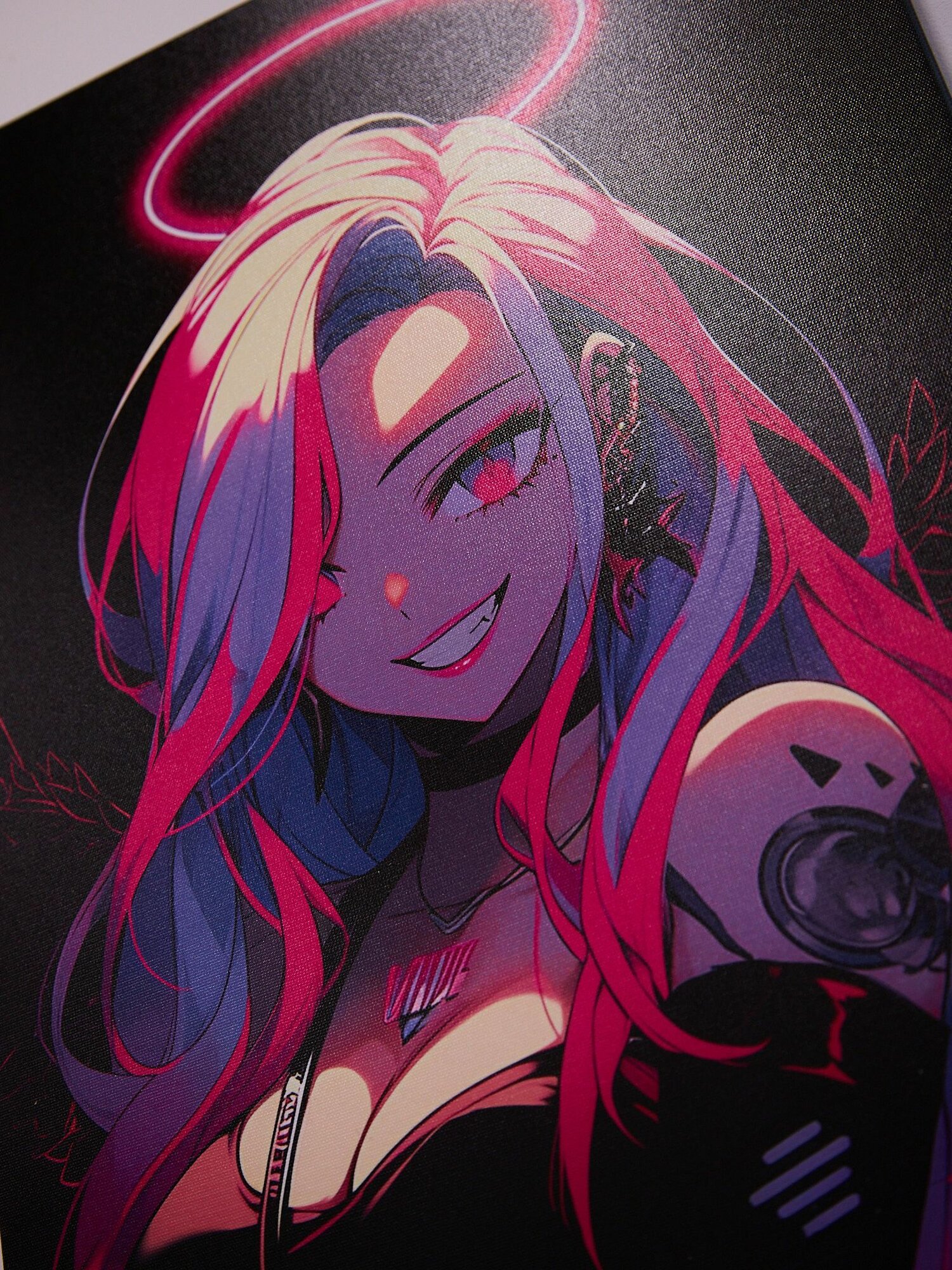 Картина на холсте "Киберпанк Аниме Девушка" с неоновым эффектом, 60x40 см