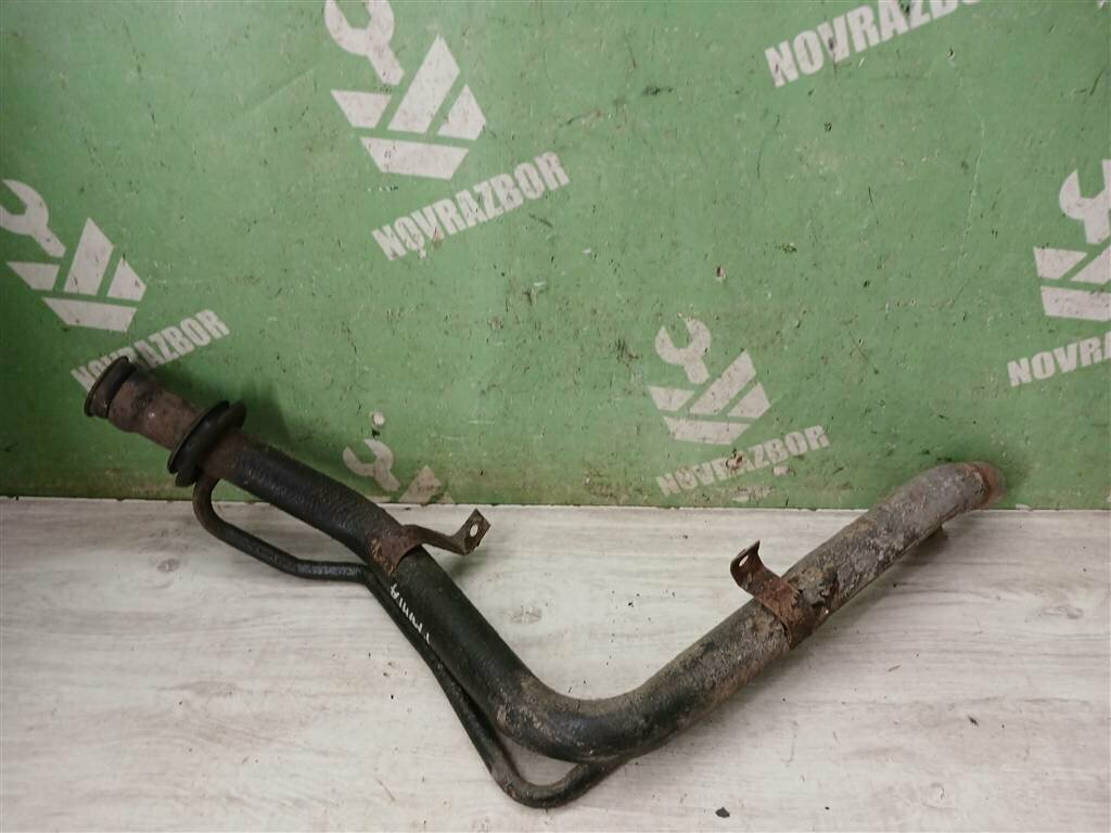 Горловина топливного бака LADA Granta 2011+