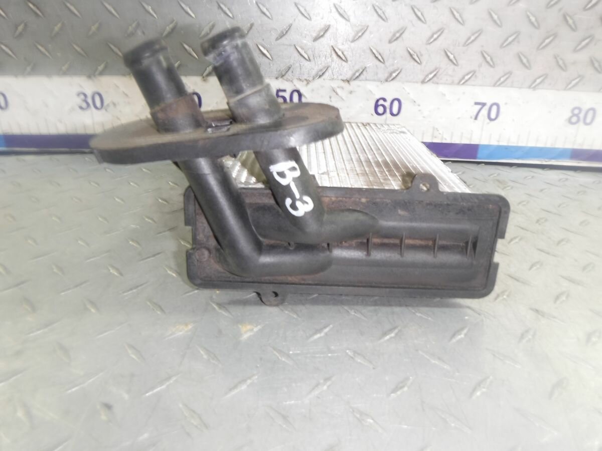 Радиатор отопителя Volkswagen Passat B3 (1988—1993) 1H1819031A