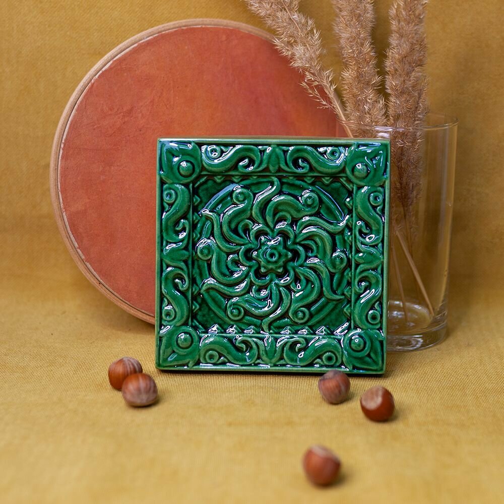 Изразец Лотос одноцветный зеленый