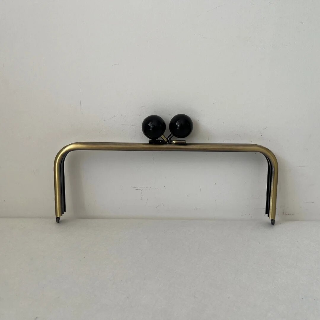 Металлическая фурнитура для изготовления сумочки-клатча