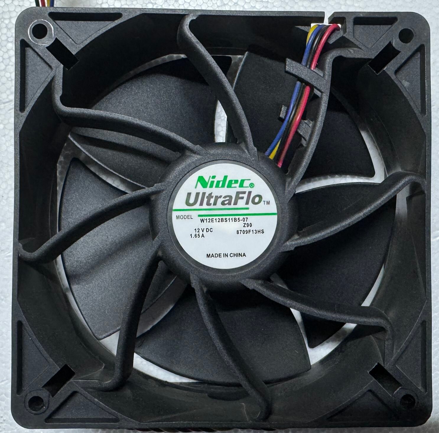 Кулер NIDEC UltraFlo (W12E12BS11B5-07) 1.65A, 120x120x38 мм, 4 pin (пин). Комплект - 1 шт.