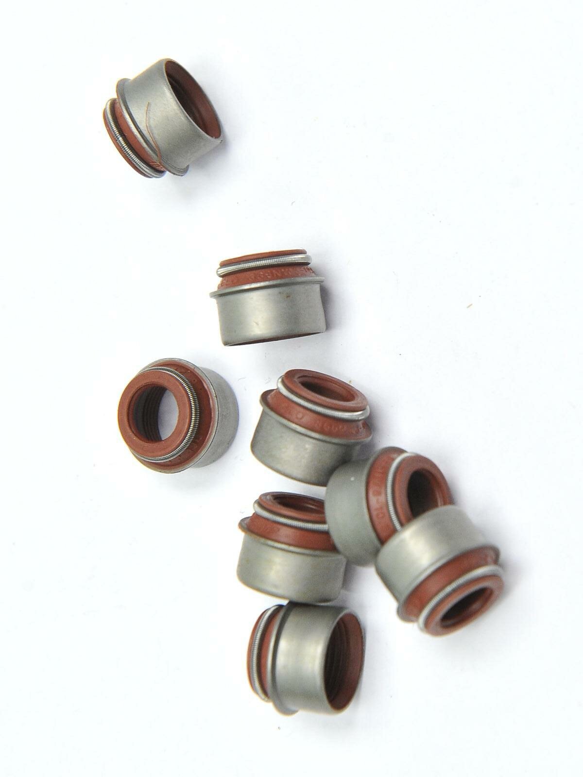 Колпачки маслосъемные ВАЗ 2107,2109,2115, LADA4x4,2123,1118, Калина,2190, Гранта, ELRING, 2108-1007026