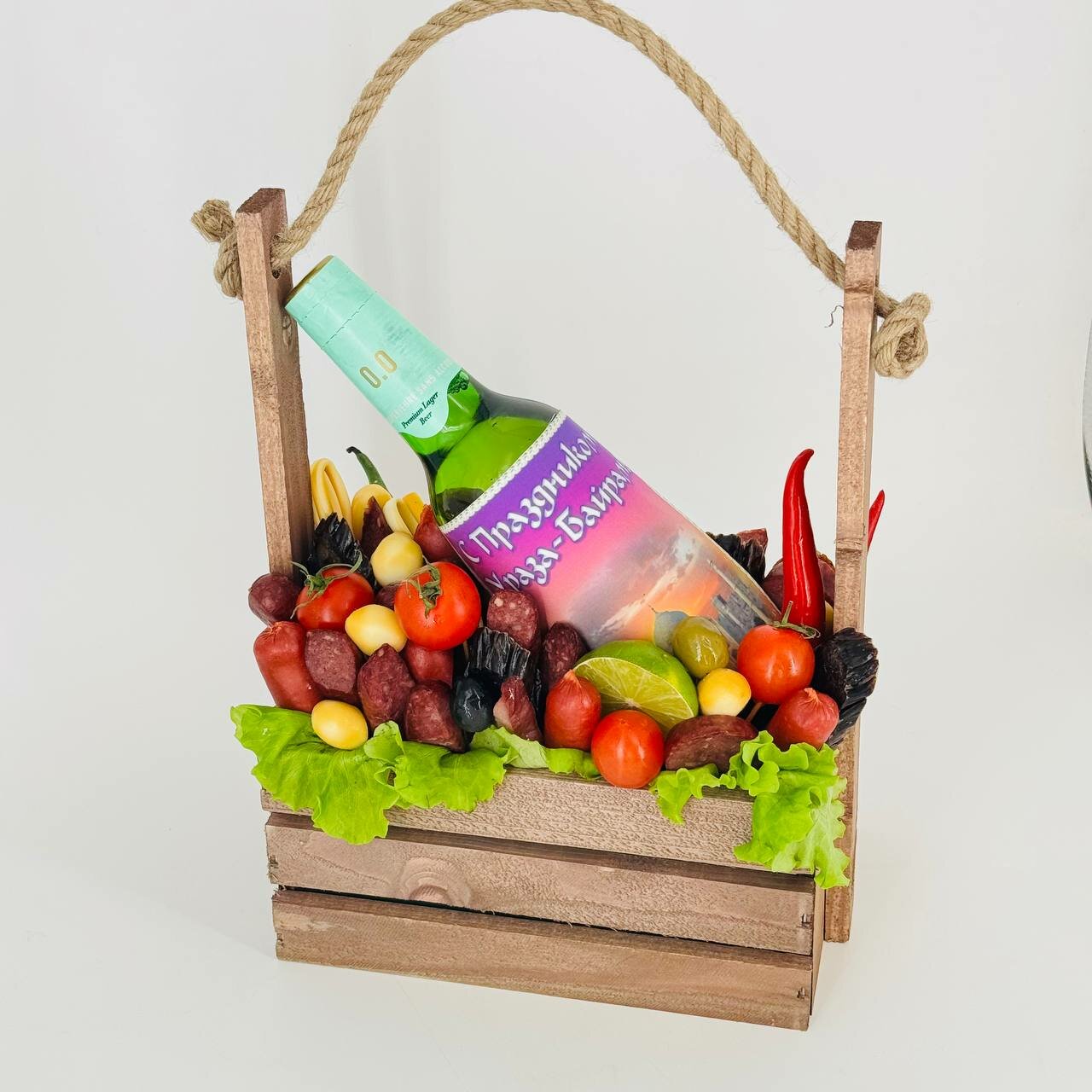 Колбасный халяльный букет с пивом. Подарок на праздник Ураза-Байрам