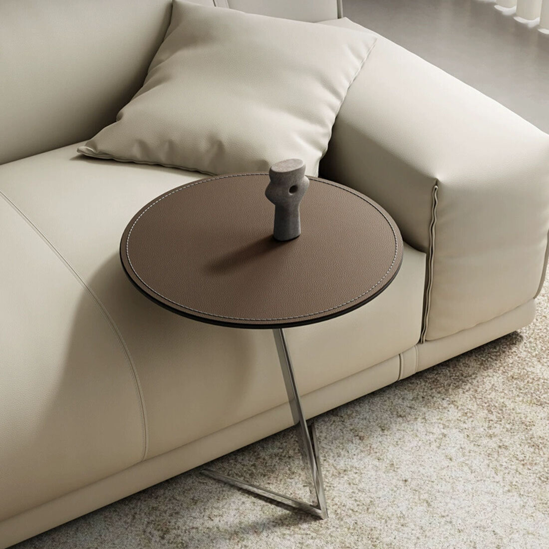 Минималистичный кожаный приставной столик Tour