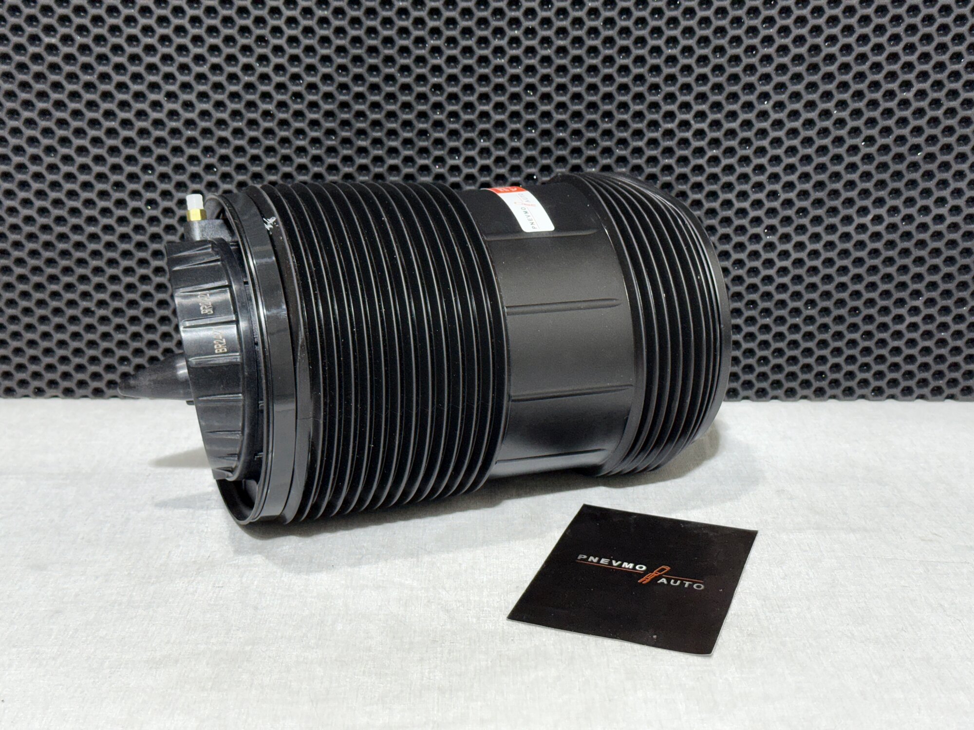 Пневмобаллон пневмоподвески Audi Q7 Q8 4M задний правый, PNEVMO AUTO