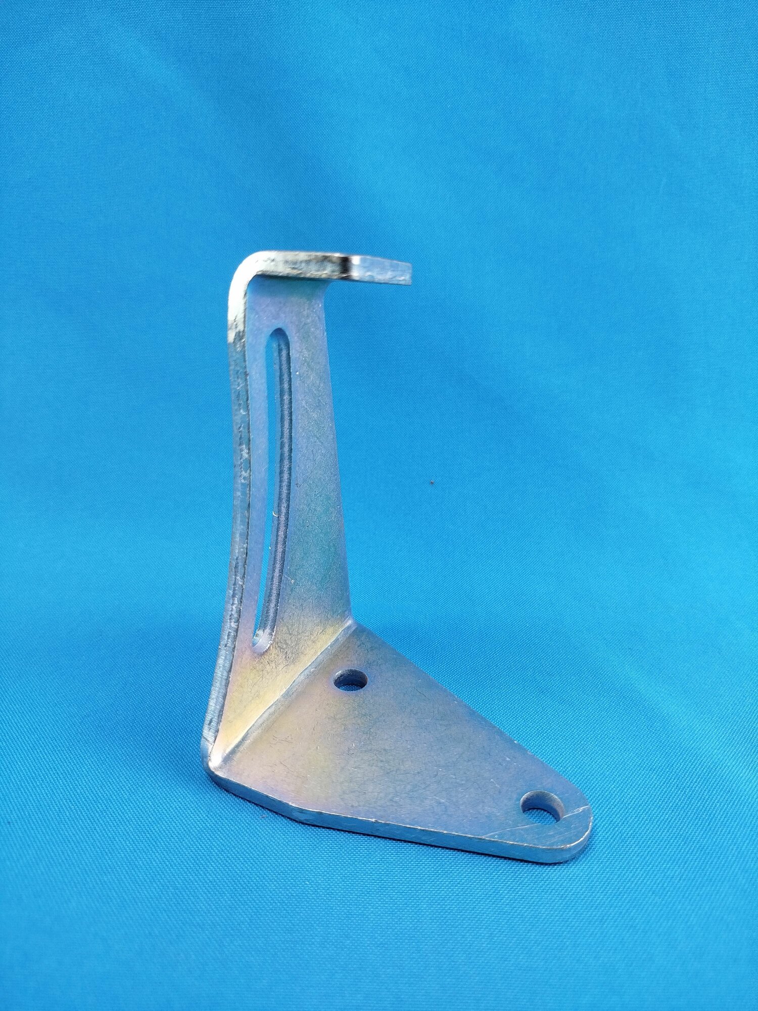 Планка генератора установочная "ВАЗ" для а/м ВАЗ 21082 (21082-3701635)