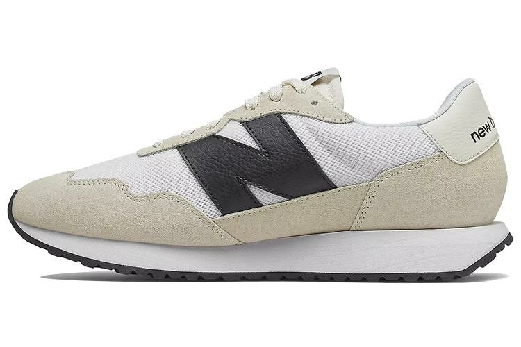 Кроссовки 237