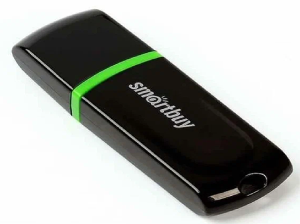 USB Флеш-накопитель Smartbuy Paean USB 2.0 8GB Черный (SB8GBPN-K)