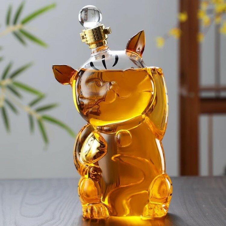 Декоративная винная бутылка в форме счастливого кота, изготовленная из высококачественного боросиликатного стекла, для домашнего использования, предназначена для красного вина и виски.