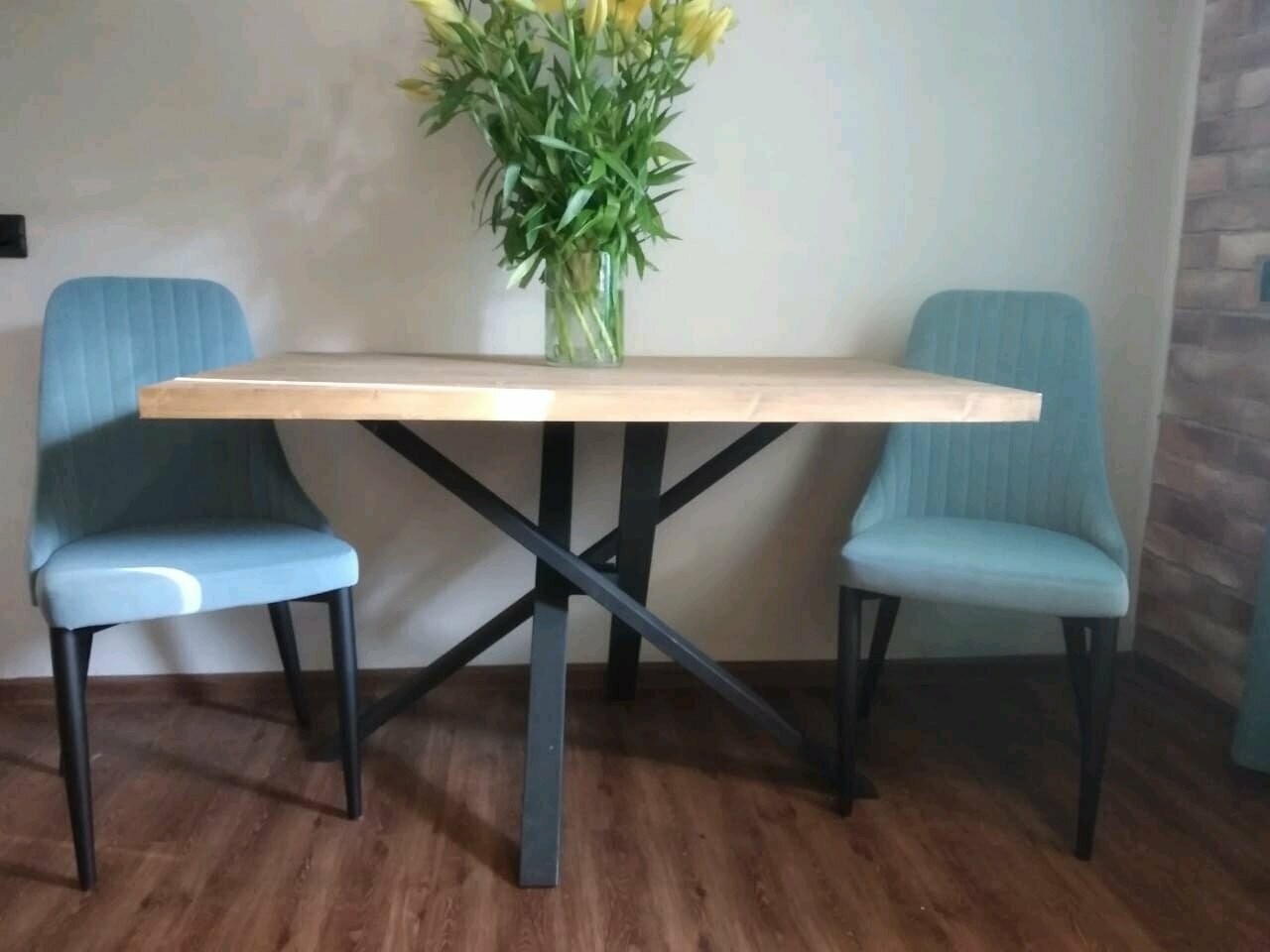 Стол "EasyLOFT" в стиле лофт для бара, кафе или ресторана, массив хвойных пород, 130х80х74 см.