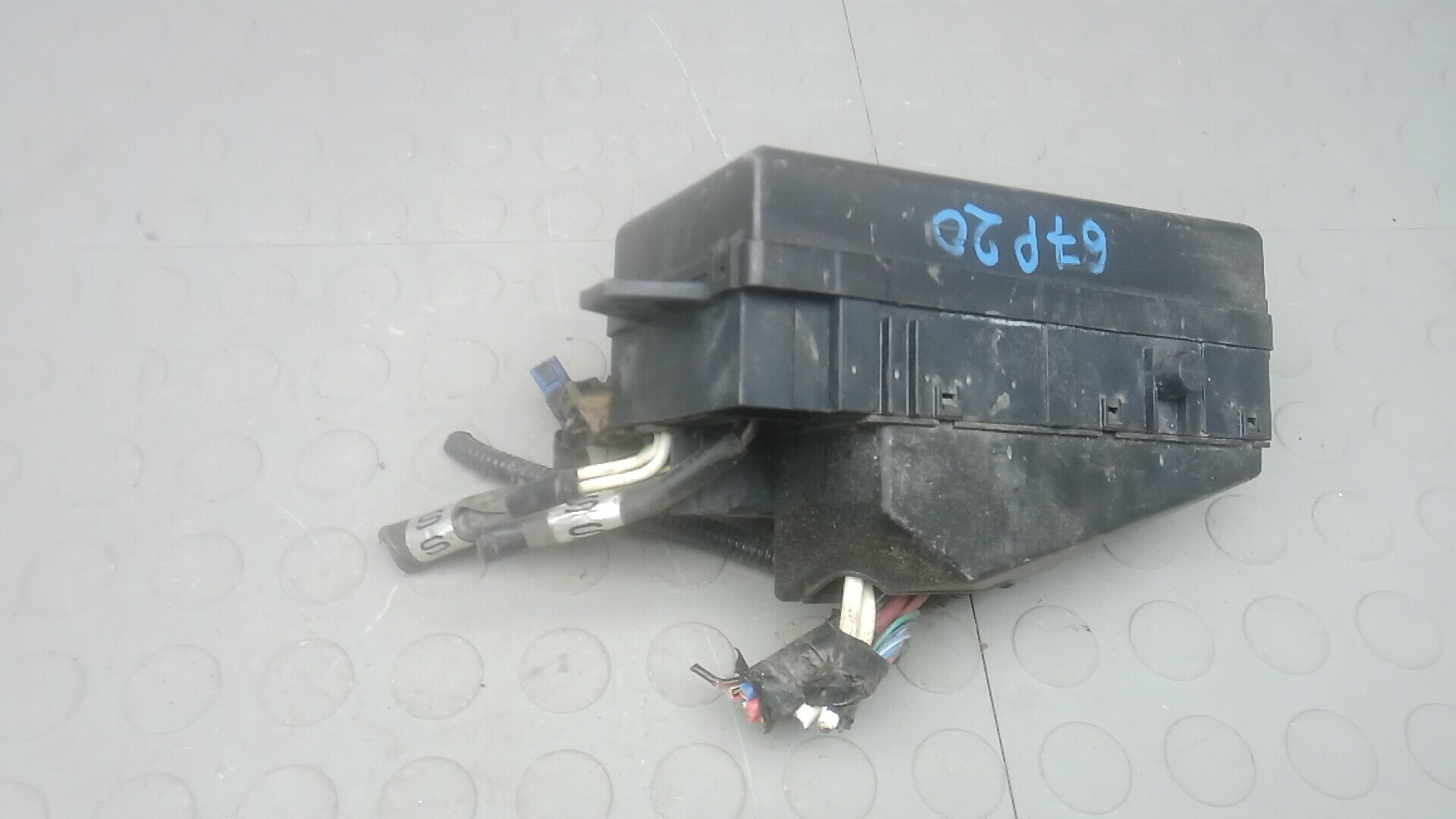 Блок предохранителей SUBARU FORESTER 2