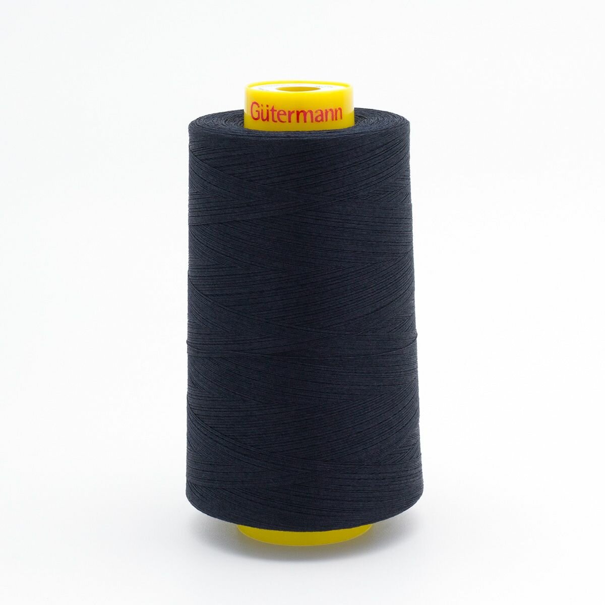 700185 Нить Mara 120/5000 м универсальная, 100% полиэстер Gutermann (665 сине-черный)