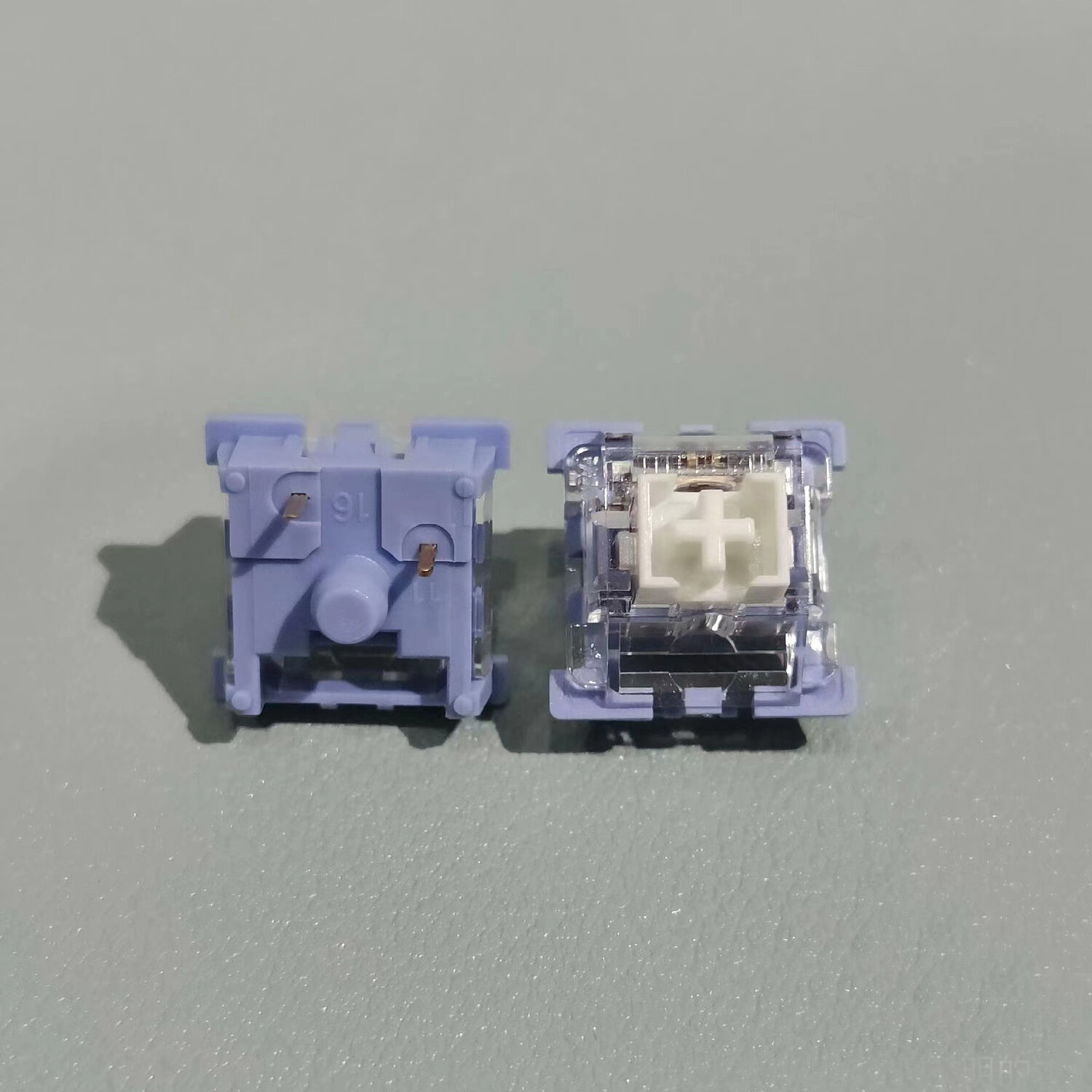 Переключатели свитчи для клавиатуры OUTEMU bai lan switches V1 3pin 100 шт