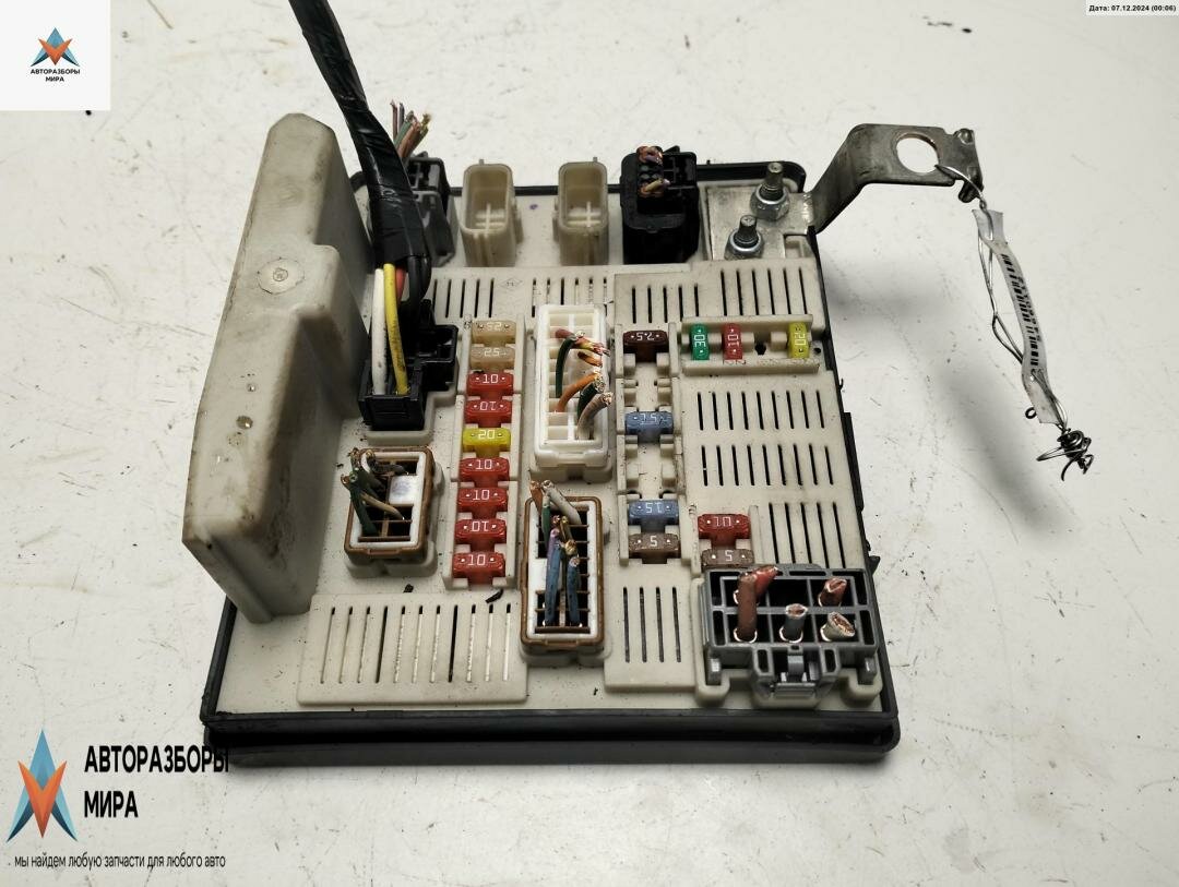 Блок предохранителей Renault Megane 2 рест. 2008 8200481866