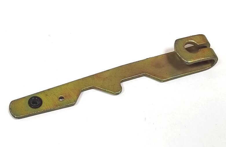 Рычаг регулятора со втулкой двигателя ДМ-1К