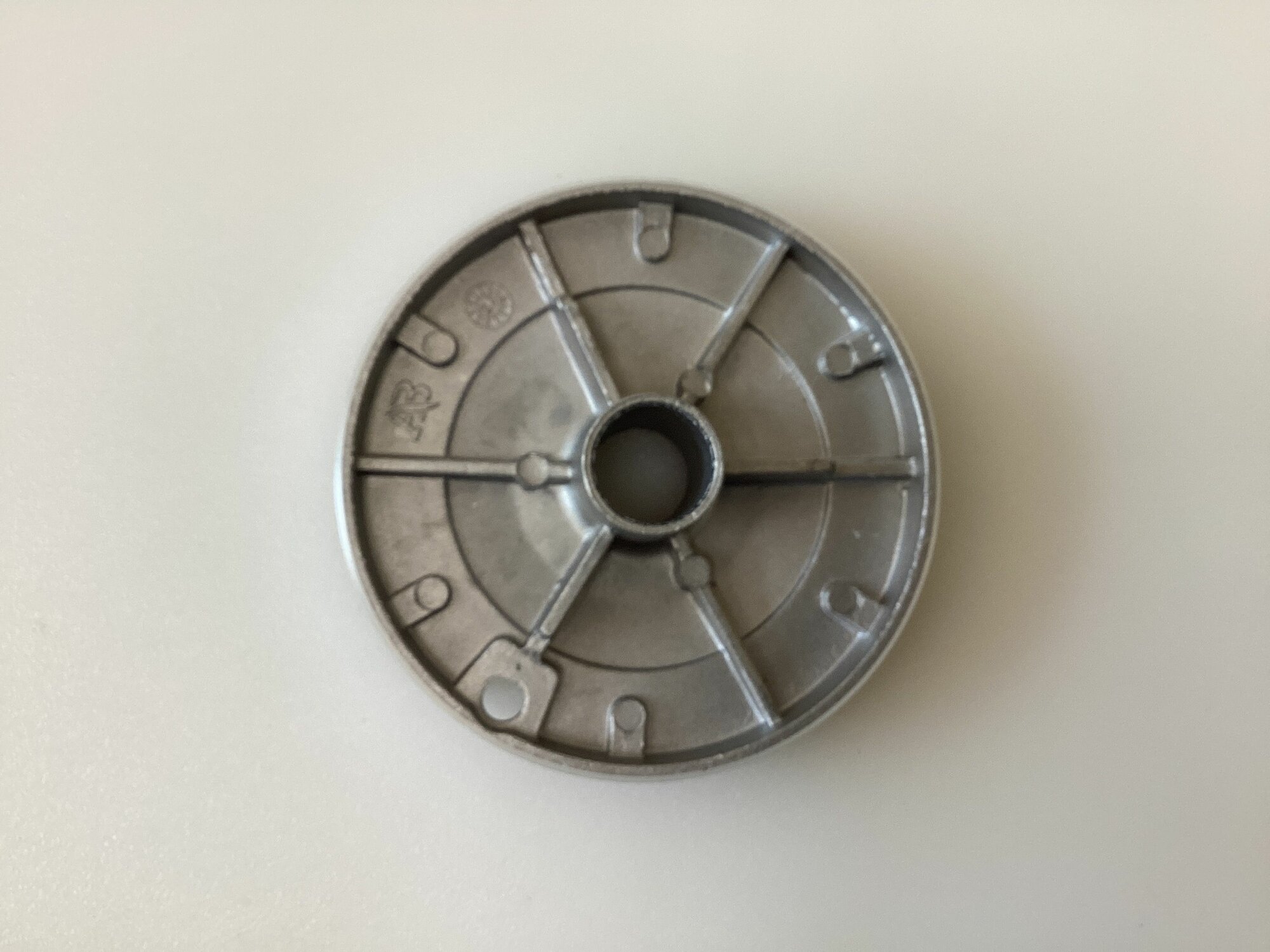 Рассекатель большой, для газовой плиты DARINA GM241010