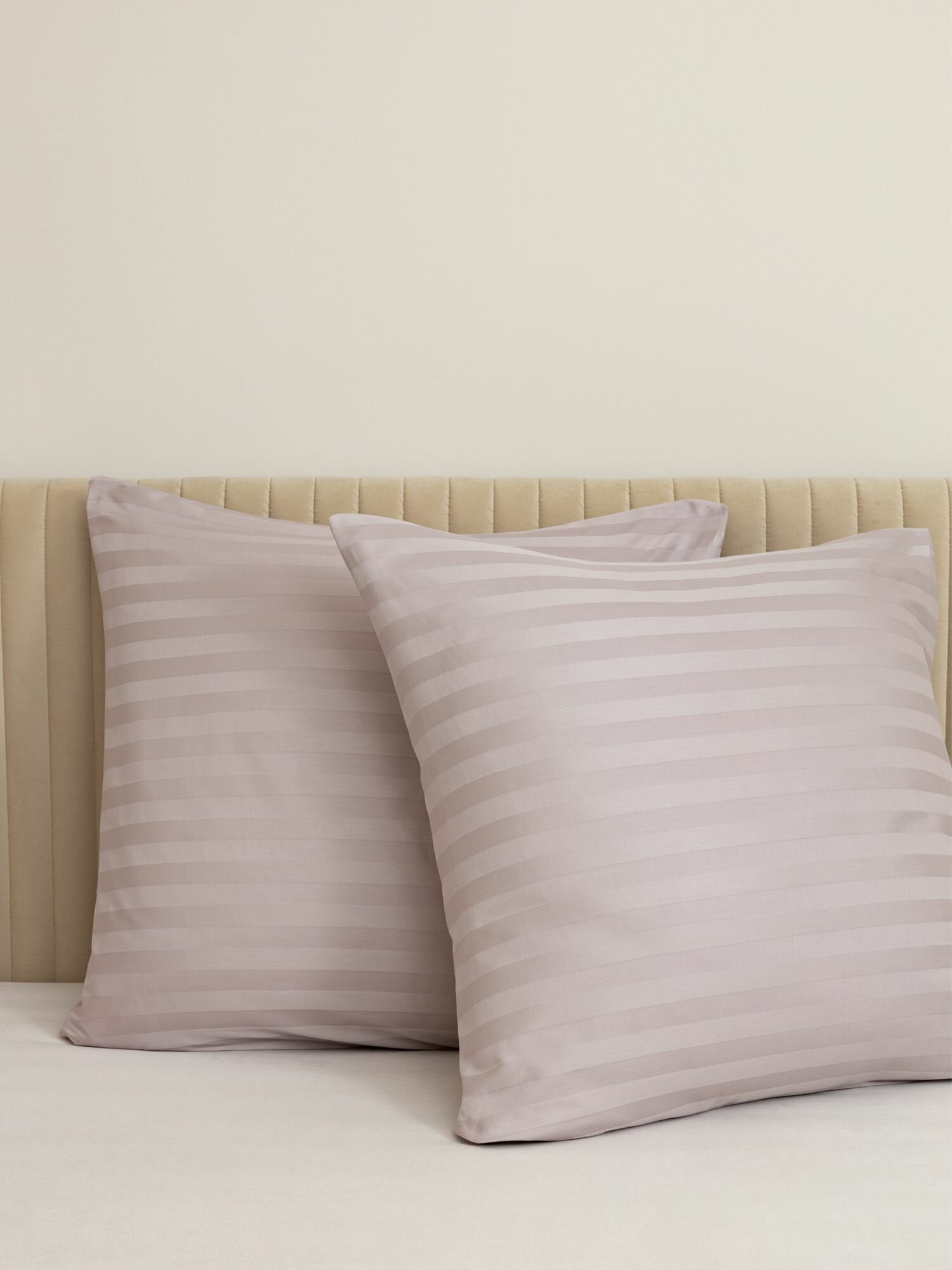 Комплект наволочек страйп-сатин 70х70 (2 шт.) "Cozy Home" рис. 86043-11 Эфирная роза/Ethereal rose