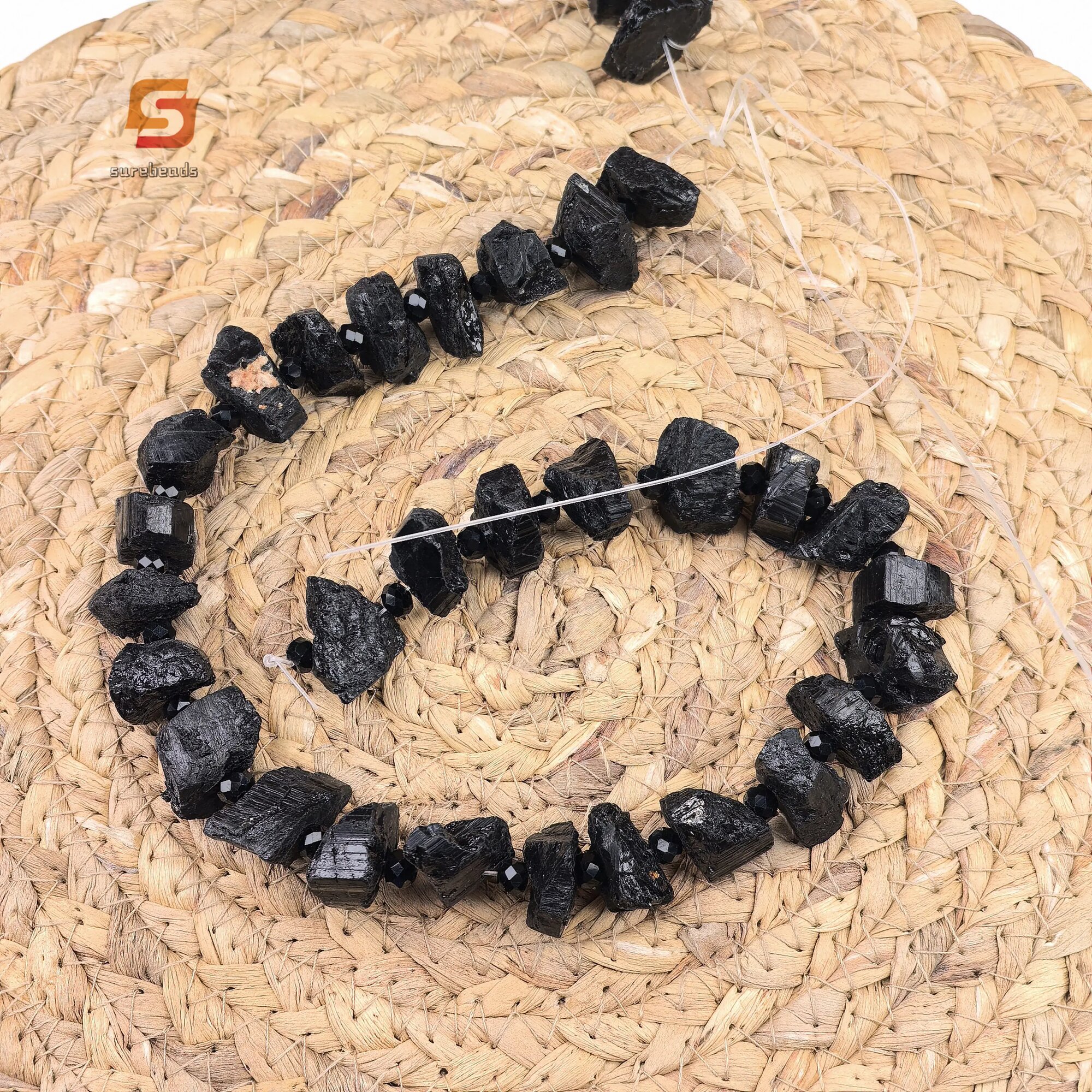 Бусины из черного турмалина srbstsq 8-15x14-23mm