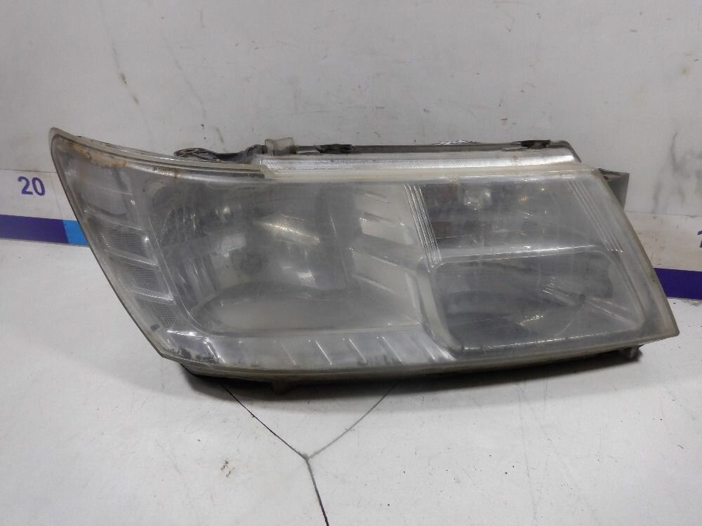 Фара правая Dodge Journey 5067788AC