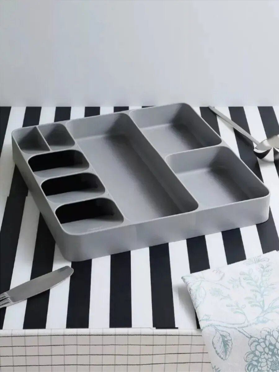 Лоток для столовых приборов