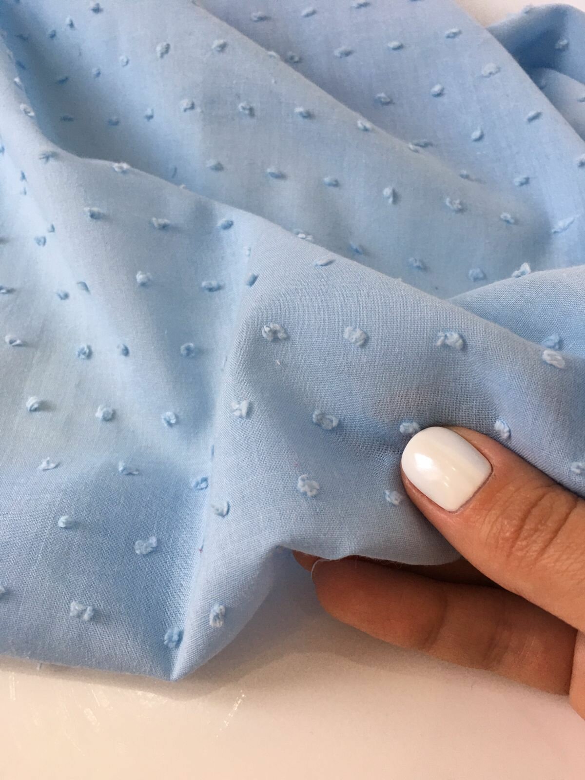 1,5 метра Батист с мушками ткань для шитья, голубой цвет, ширина 140см, 100% хлопок