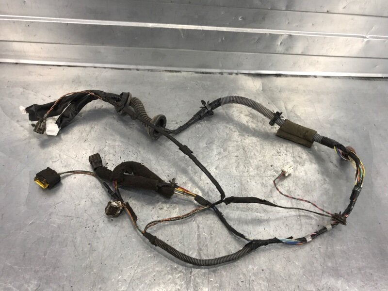 Электропроводка двери задняя правая Nissan Tiida 24124EM02A