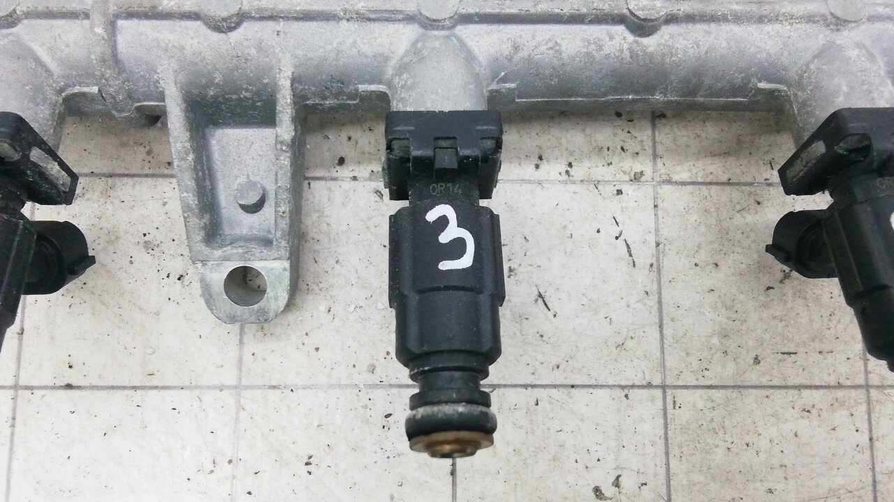Форсунка бензиновая HYUNDAI GETZ TB, Номер 3531022600