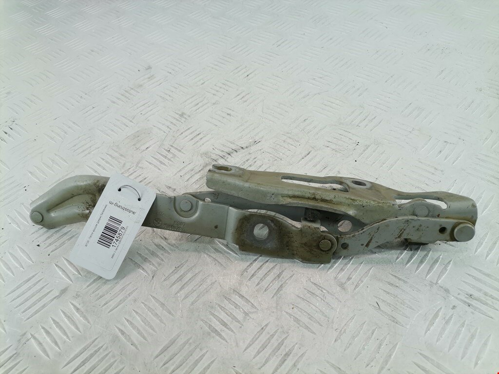 Петля крышки (двери) багажника BMW 3-Series (E90/E91/E92/E93) 41627210676 арт. 1745879