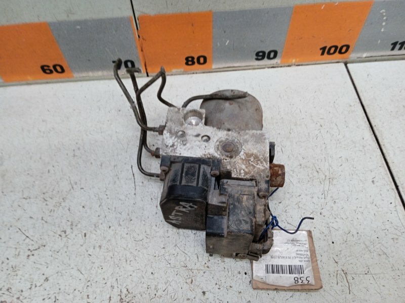 Б/У блок АБС, Опель Астра Г, Opel Zafira A (F75) 1999-2005 Блок ABS (насос) Opel Astra 1998-2005 G 307132 OPEL арт. 90498066