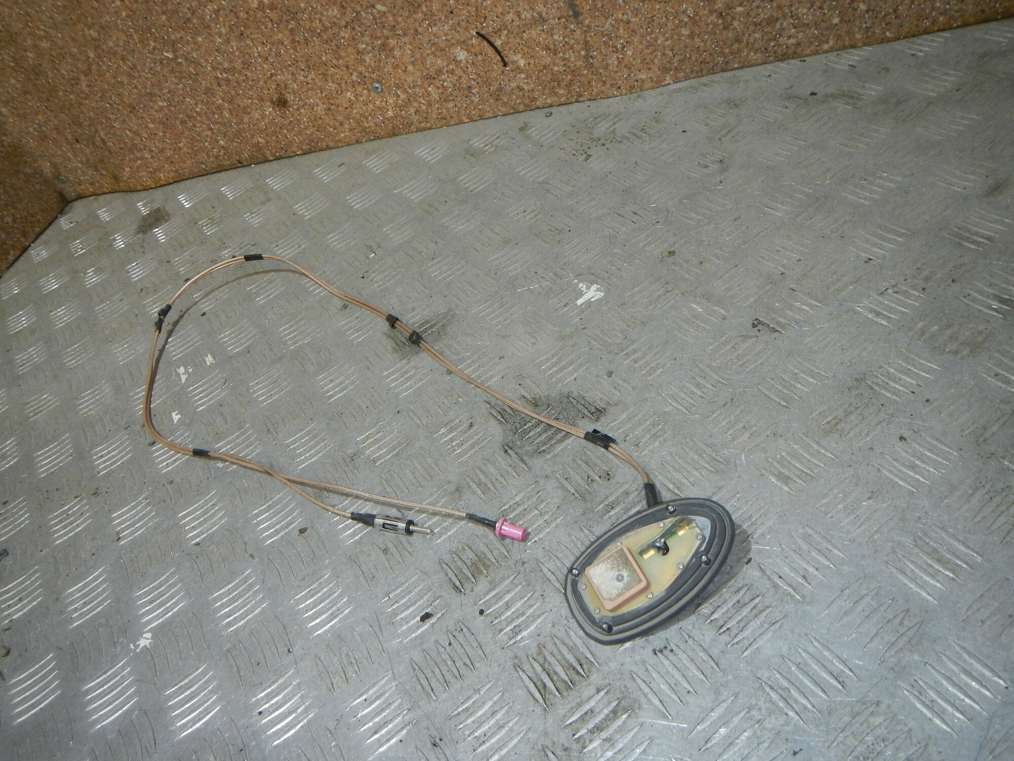 Б/У Антенна, ВАЗ (VAZ)-LADA VESTA (веста) LADA VESTA (Веста) Основание,без верхней части. 577775 LADA арт. 8450007952