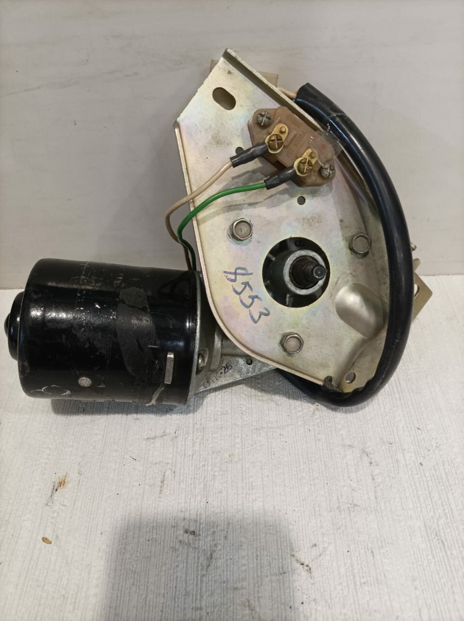 Мотор-редуктор стеклоочистителя ПАЗ-3205