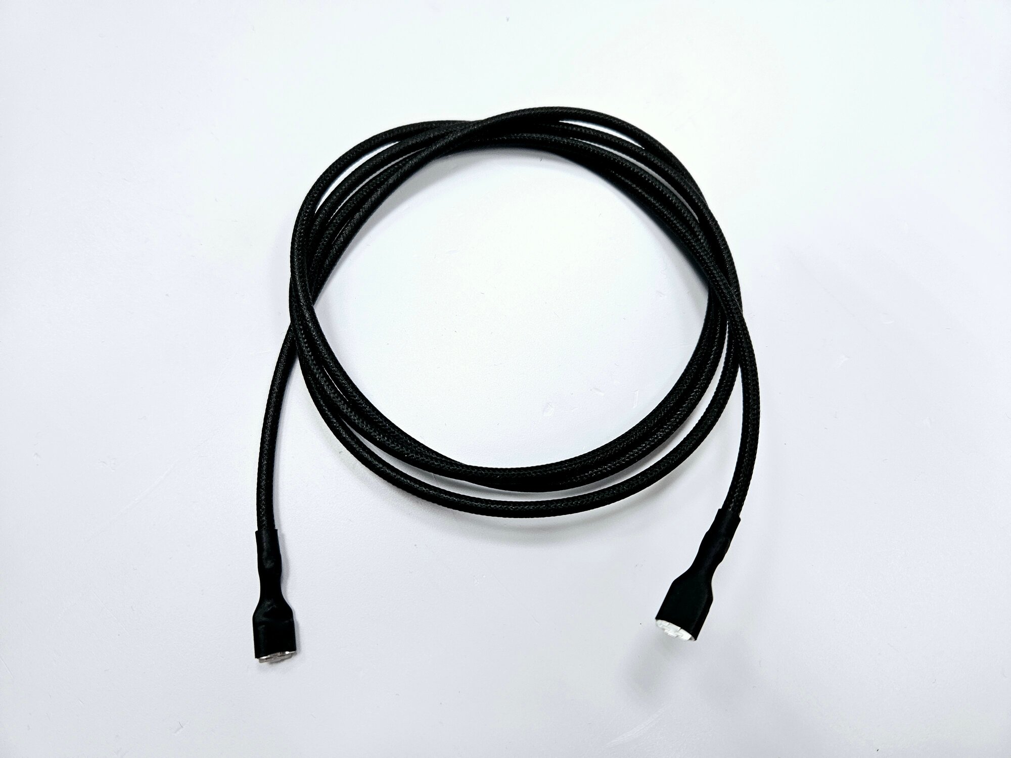 Провод пьезорозжига L1200мм (клеммы: плоские 6,3х0,5мм)