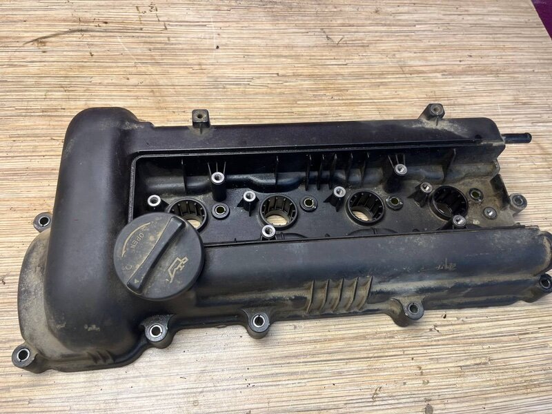 Клапанная крышка Kia Rio QB G4FA 2014