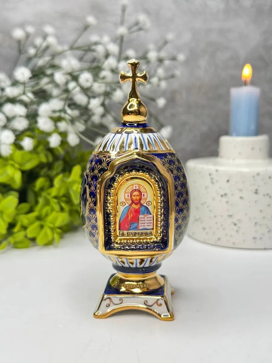 Фарфоровый настольный Киот гжель «Яйцо с двумя Иконами» ручная роспись