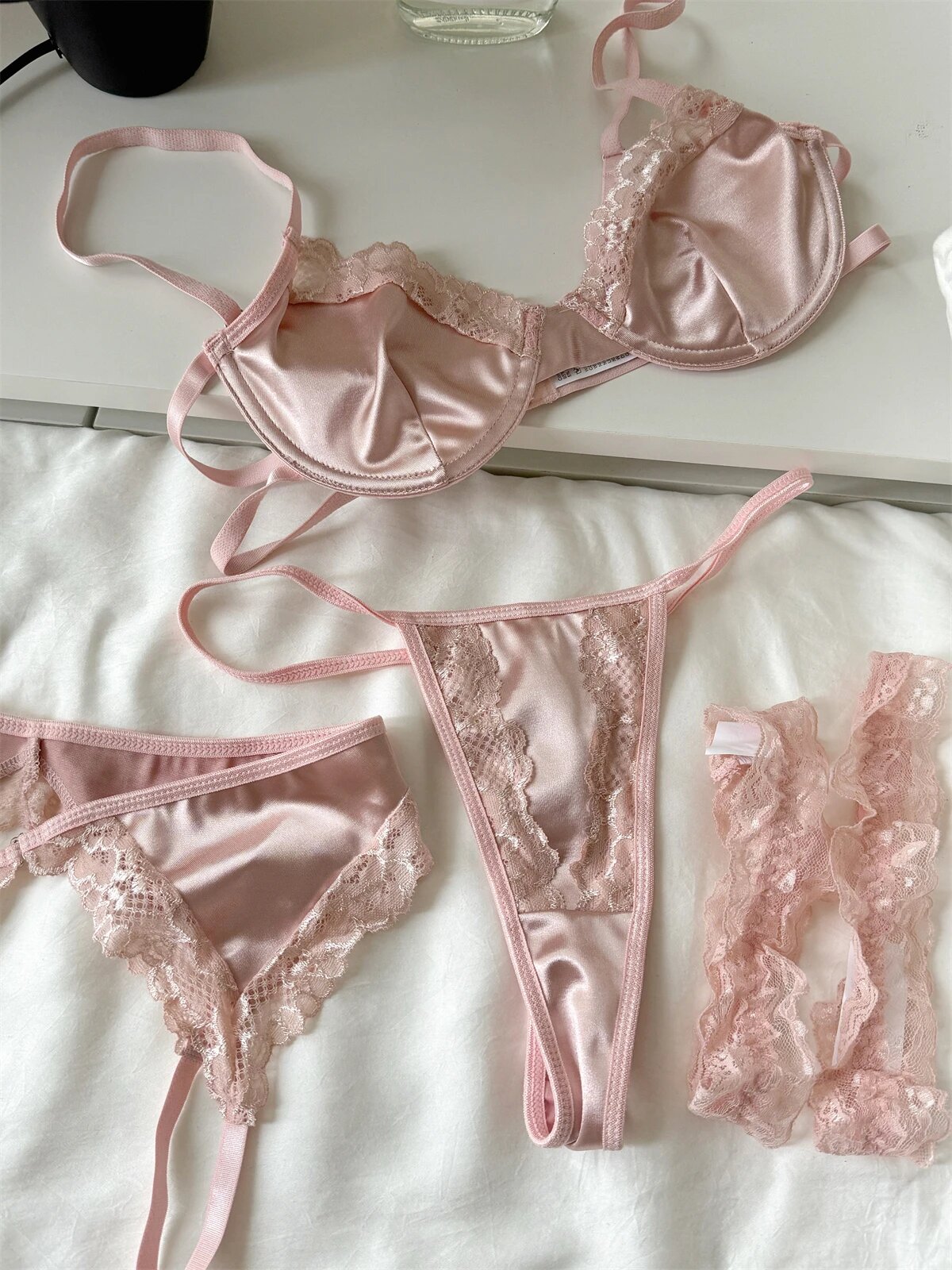 Комплект нижнего белья