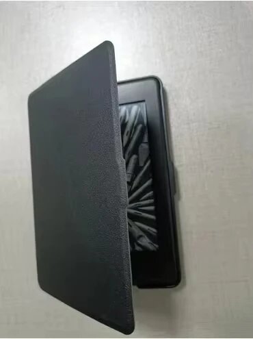 Kindle Paperwhite 3 4 ГБ, черный с чехлом