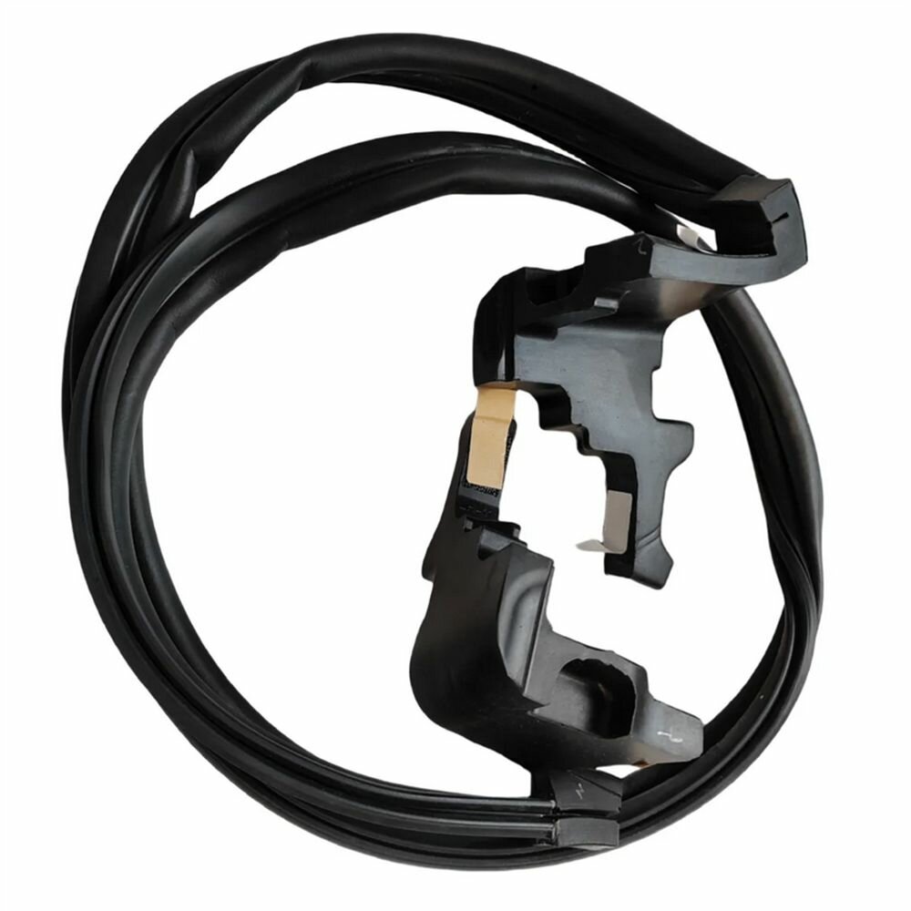 Уплотнитель капота - Hyundai Tucson 86430-N9000