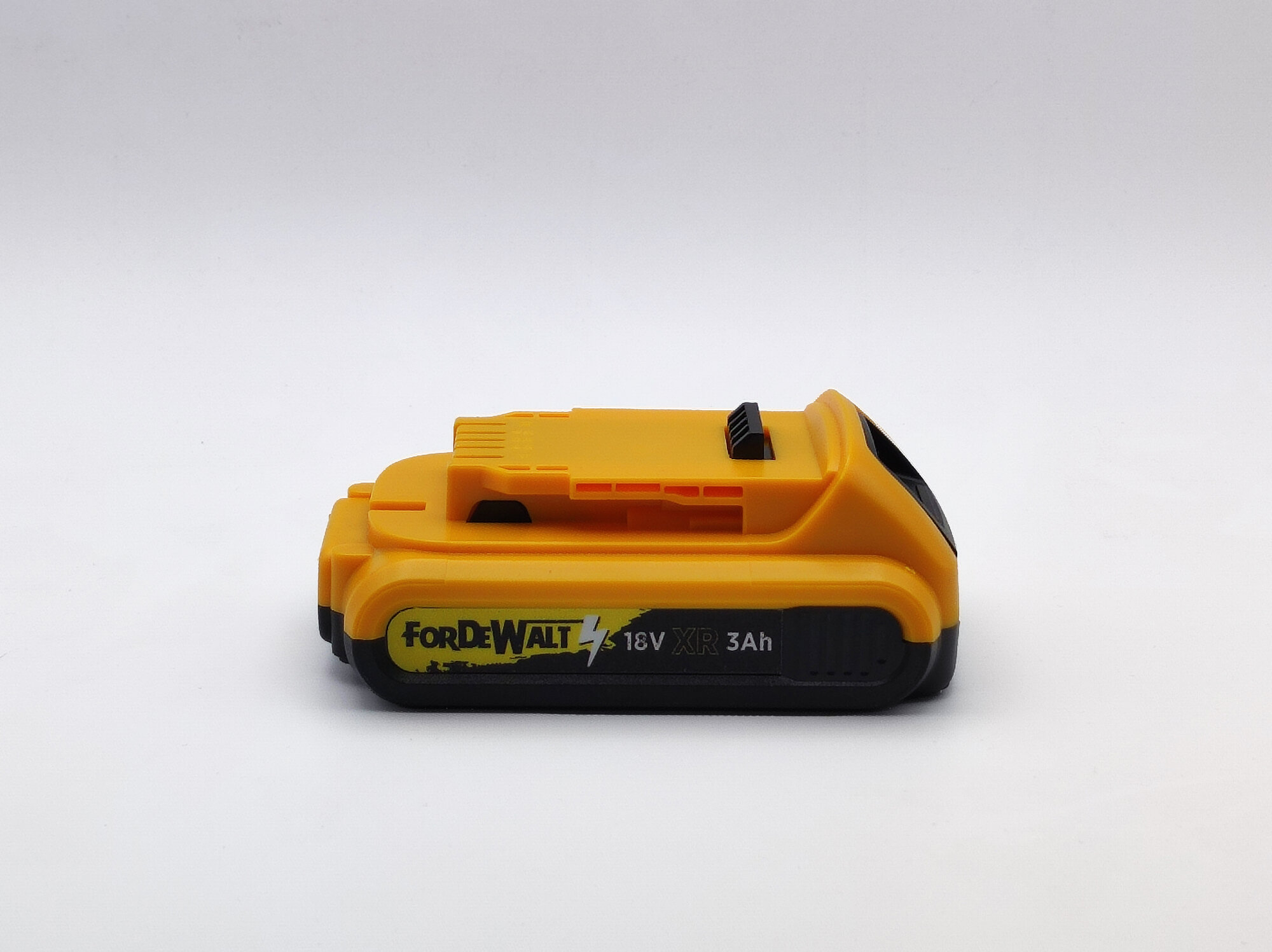 Аккумулятор для DeWalt 18V 3Ah XR Li-Ion, Sigma-battery SBDWT18-3, аккумуляторная батарея DeWalt